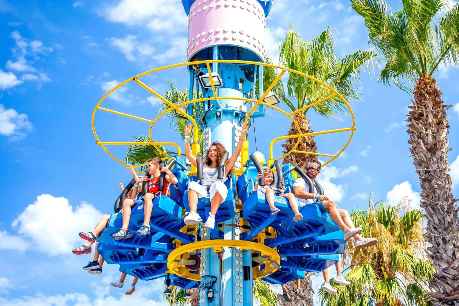 Pola Park consolida su posición como parque de atracciones en Santa ...